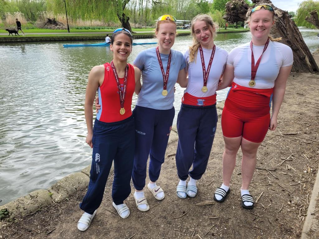 Wins aplenty at Bedford Spring Head – Wallingford Rowing Club